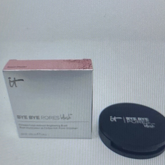 it cosmetics | Makeup | It Cosmetics Bye Bye Pores Airbrush Blush 92 Oz ...